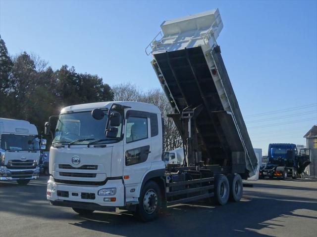 UDトラックスクオン 大型ダンプ - 22tダンプ★荷台L：6．30m、W：2．20m・リターダ・自動シート・新明和製