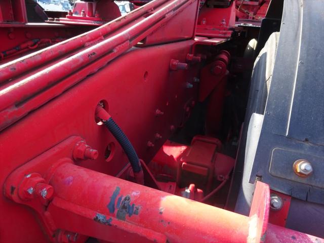 UDトラックス 大型トラクタ（シングル） - ハイルーフ★リアエアサス・第五輪11．5t